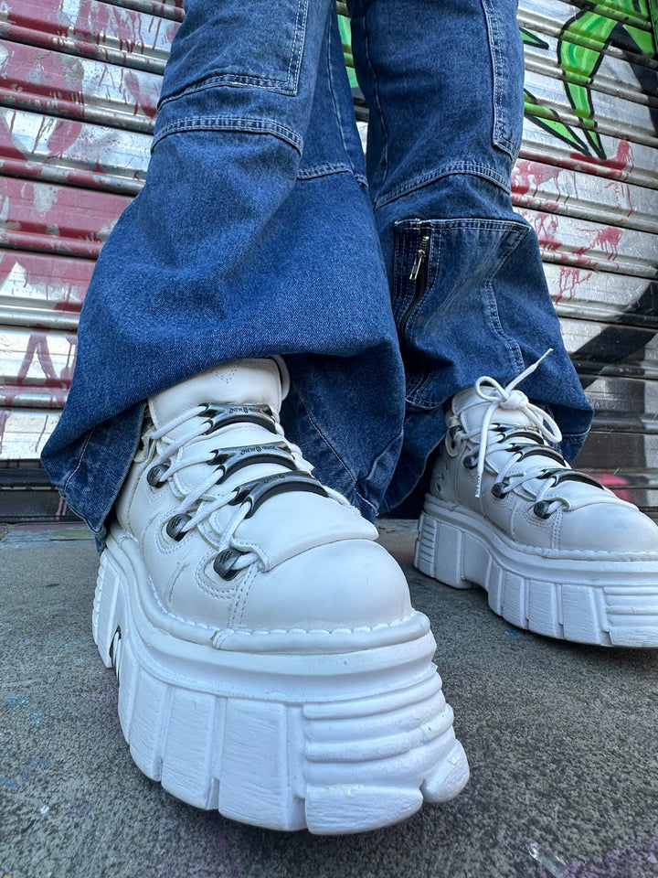 NEW ROCK – TIBBS & BONES